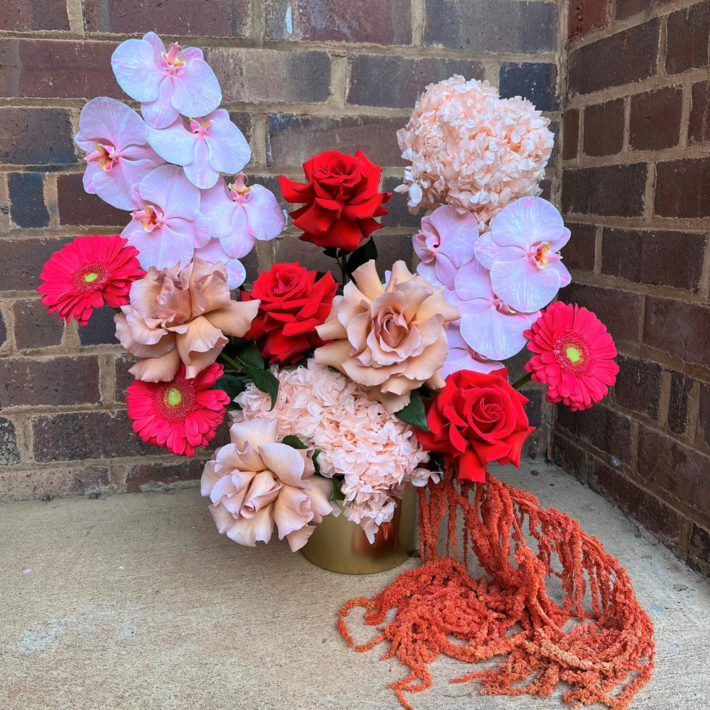 Fresh Flowers - Blossoms at Home